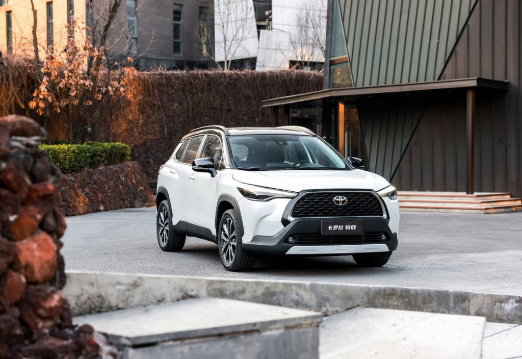 10多万的丰田SUV卡罗拉锐放对比锋兰达怎么选？ – 丰田汽车网