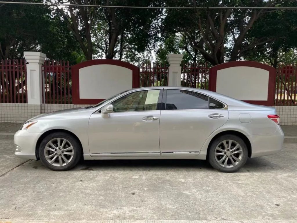 2010款自动豪华版雷克萨斯ES240参数配置和驾驶质感，吊打现在很多伪豪华车 – 丰田汽车网